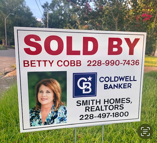 Home - Betty Cobb - Coldwell Banker Smith Homes